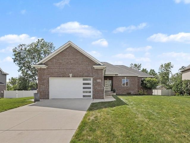 8308 Jack Pine Cir, Ypsilanti, MI 48197