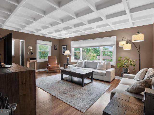 8309 Macarthur Road