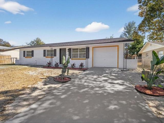 8309 Tupelo Dr, Tampa, FL 33637