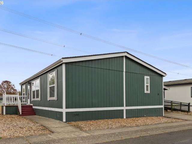 8300 ne quatama st # 81