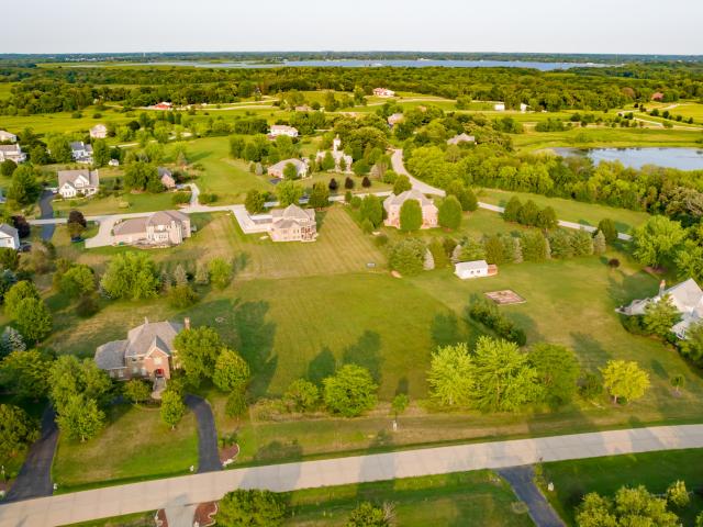 8300 Appaloosa Ln, Spring Grove, IL 60081 | MLS #12693