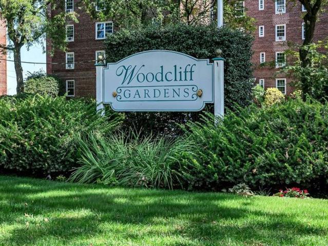 8300 Boulevard East Apt 4D, North Bergen, NJ 07047