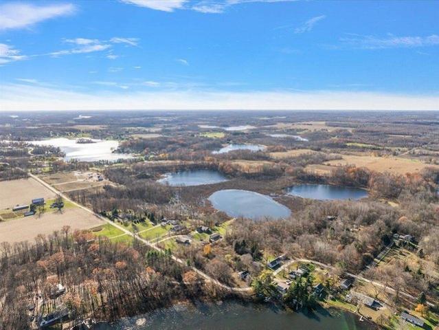 8300 Casner Lake Dr NE, Belding, MI 48809