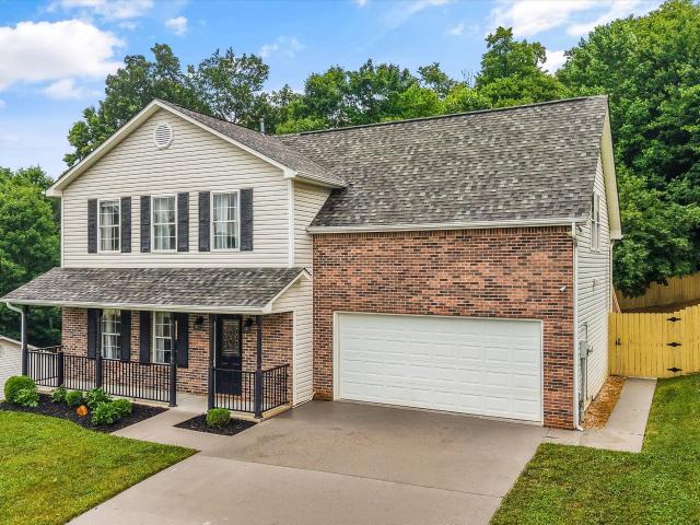 8300 Foxworth Tr