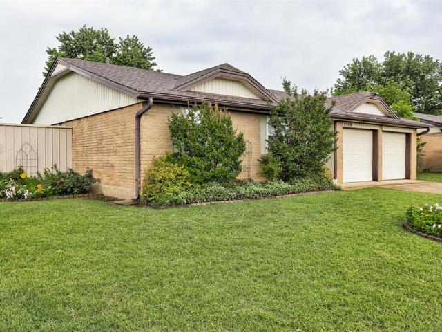 8300 S Drexel Place