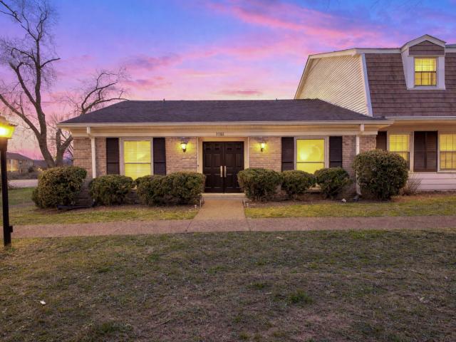 8300 Sawyer Brown Rd # H301
