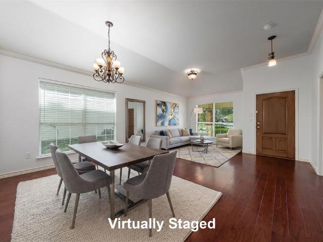 8300 Silverado Trail