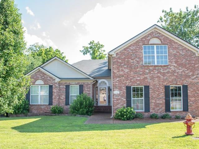 8300 Trading Post Ct, Nashville, TN 37221