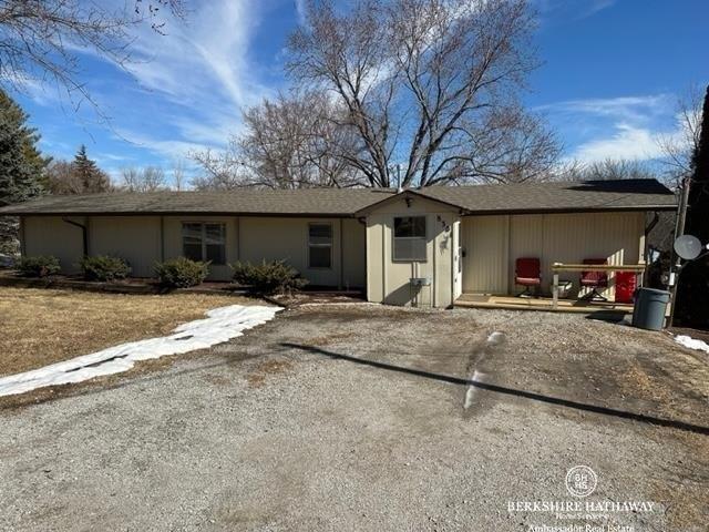 8301 Auburn Rd, Plattsmouth, NE 68048