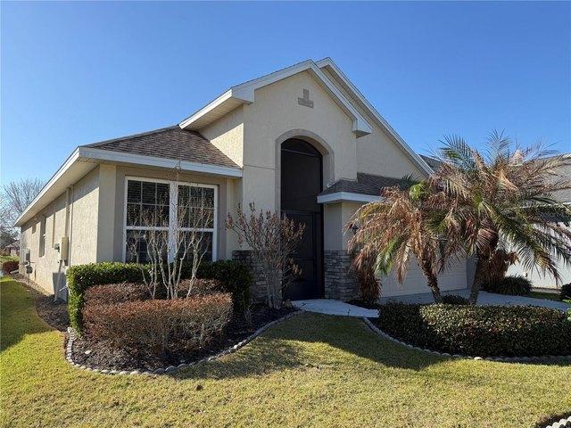 8301 Bridgeport Bay Cir, Mount Dora, FL 32757