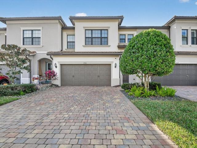 8301 Rearing Ln, Lake Worth, FL 33467