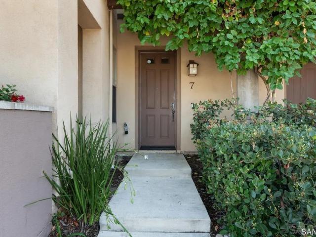 8301 Rio San Diego Dr, Unit 7, San Diego, CA 92108 | MLS #260001
