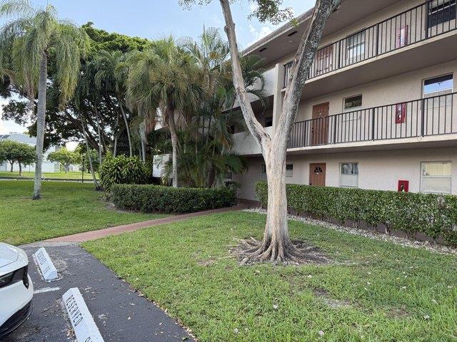 8301 Sands Point Blvd Apt S103, Tamarac, FL 33321