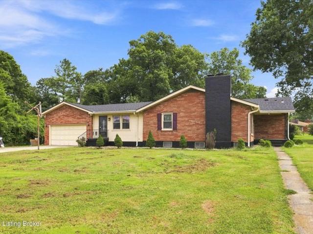 8301 Siesta Way, Louisville, KY 40219