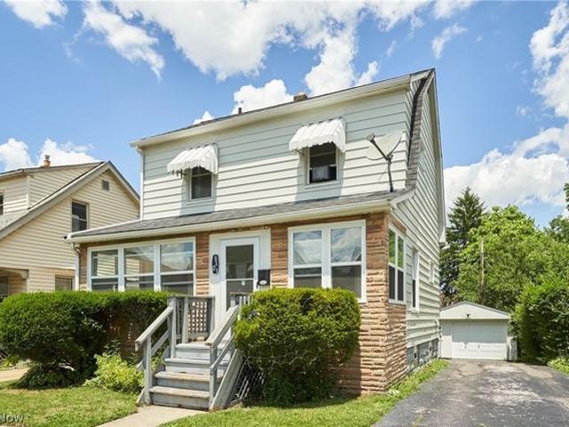 8301 Vista Ave, Garfield Heights, OH 44125
