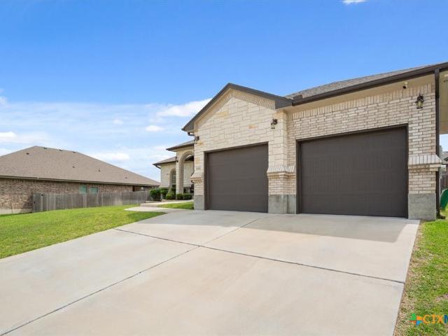 8302 Ginny Lane