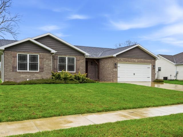 8302 W Ashford Ln, Muncie, IN 47304 | MLS #22092 | Compass