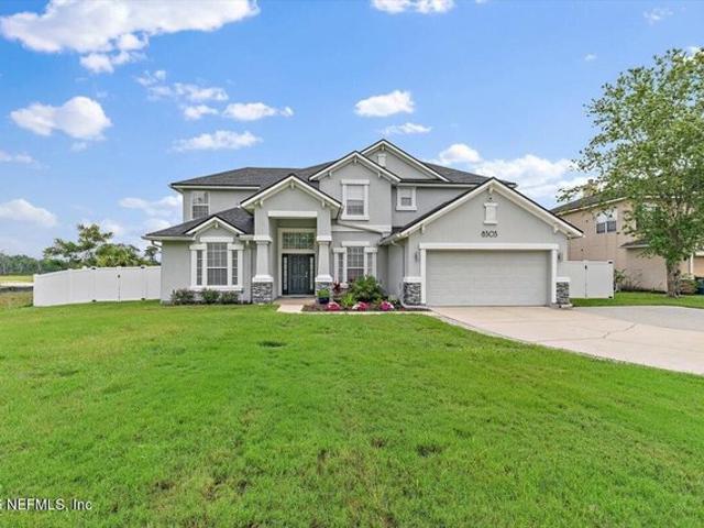 8303 Autumnwind Dr, Jacksonville, FL 32218