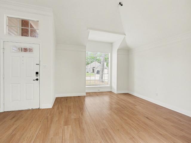 8303 Lake Crystal Drive