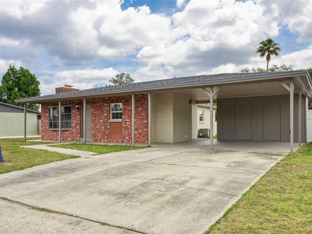 8303 Temple Park Dr, Tampa, FL 33637