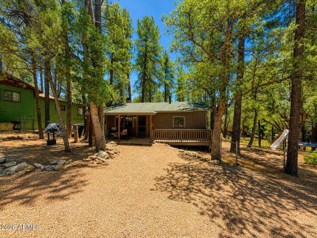 8303 w strawberry drive