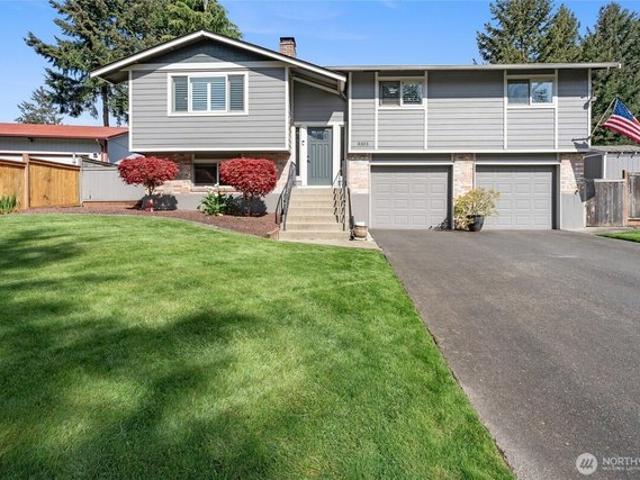8303 55th St W, University Place, WA 98467