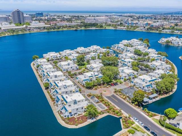 830 Balboa Ln, Foster City, CA 94404