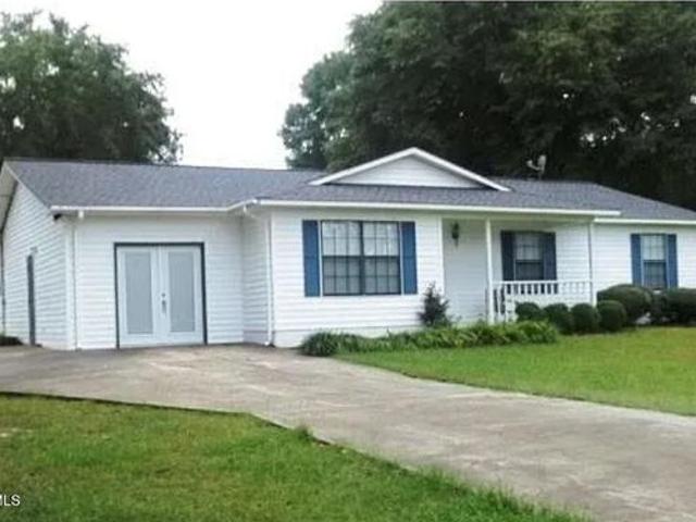 830 Dogwood Dr, Blackshear, GA 31516