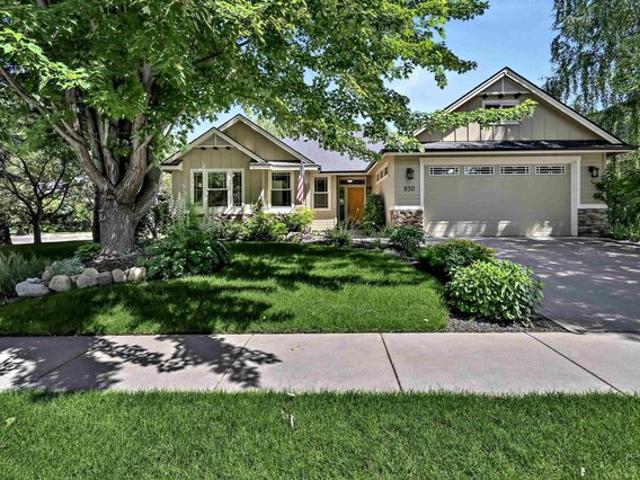 830 E Thunderbird Ct, Eagle, ID 83616