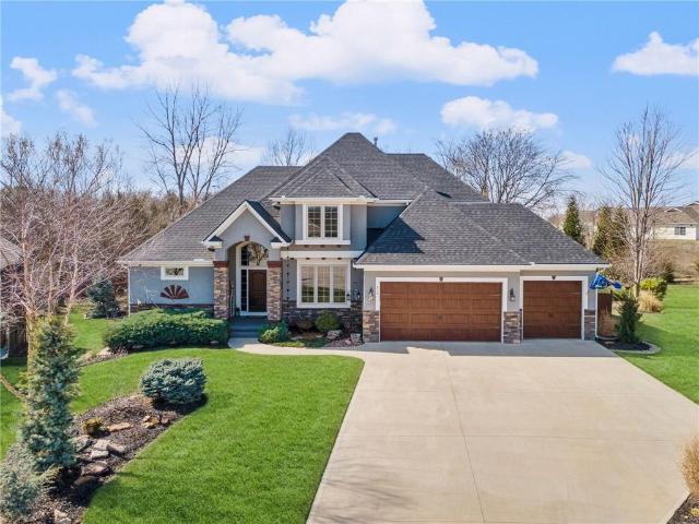 830 Evergreen St, Basehor, KS 66007 | Compass