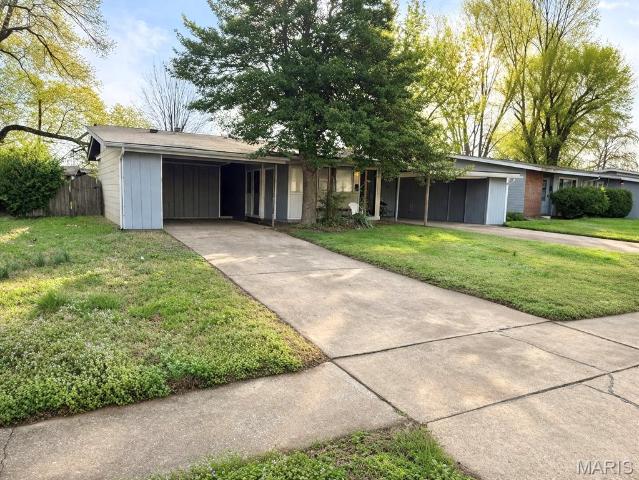 830 Loyola Dr, Florissant, MO 63031 | Compass