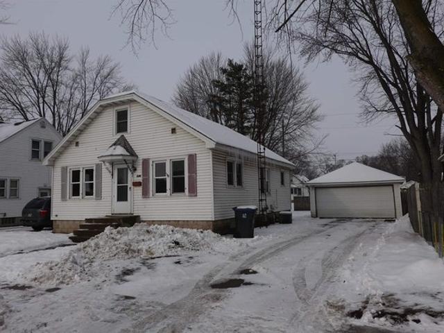 830 Market St, Nekoosa, WI 54457