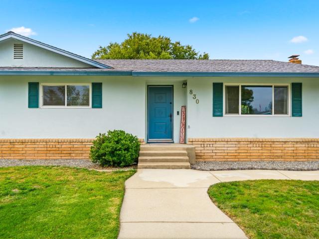 830 Middle Street