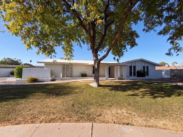 830 N Almond Cir, Mesa, AZ 85213