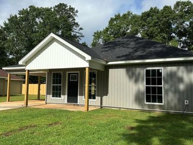 830 S Holland St, Slocomb, AL 36375