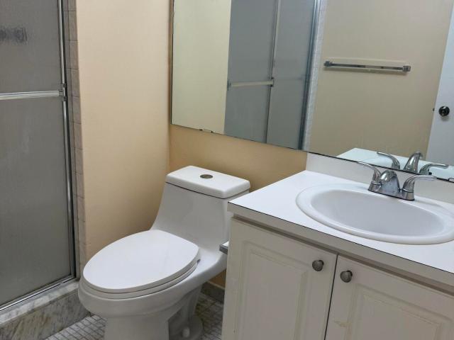 830 S Hollybrook Dr, Unit 204, Pembroke Pines, FL 33025 | MLS #B26051