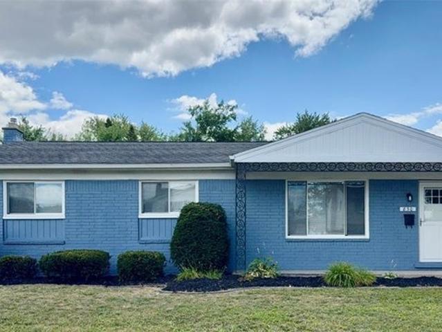 830 Sheffield Dr, Madison Heights, MI 48071