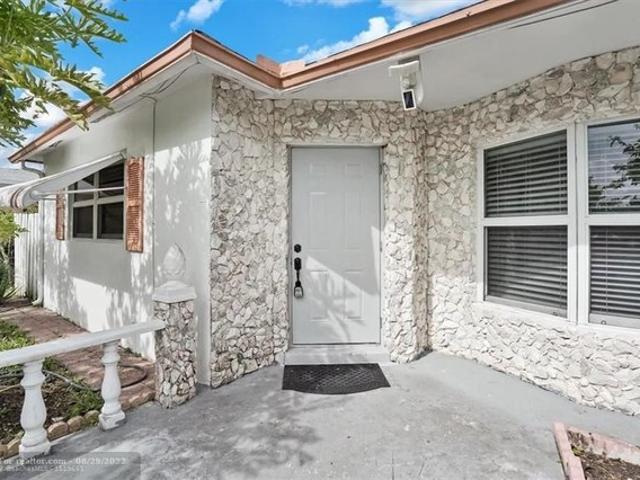 830 SW 50th Ave, Margate, FL 33068