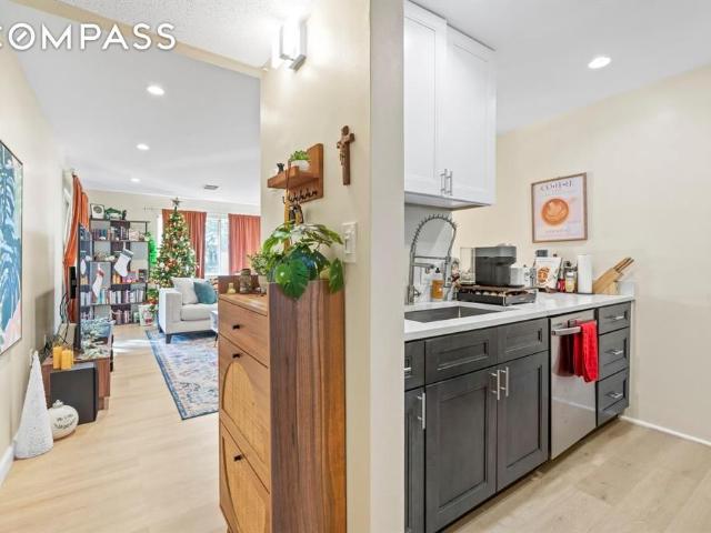 830 SW 9th St Cir 204, Boca Raton, FL
