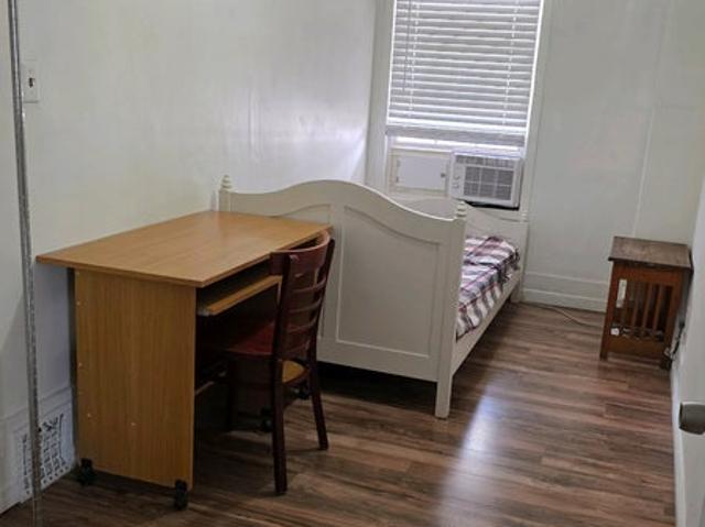 $ 830 Rm/Shared Bath All bills included