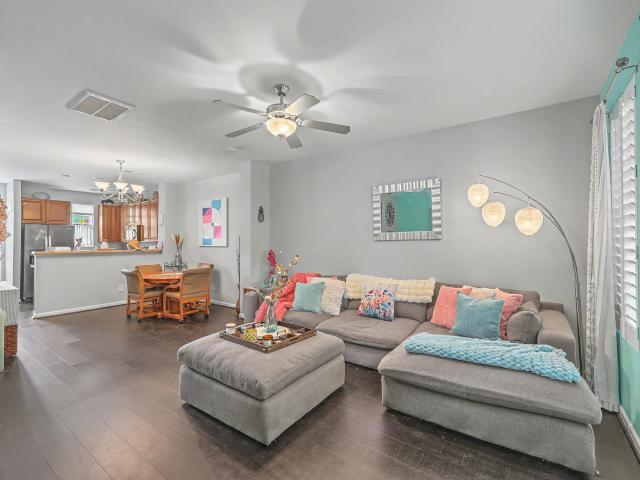 830 Rue Drive