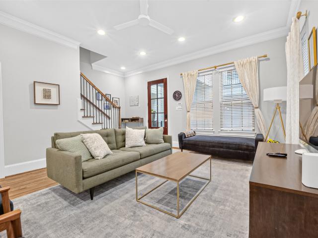 830 W 17th Street A