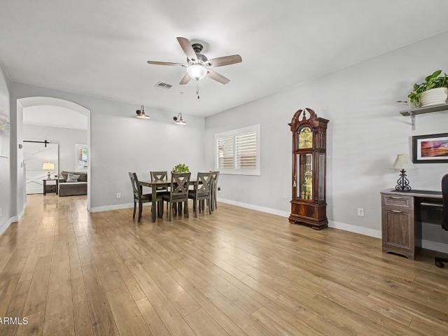 830 w trellis road
