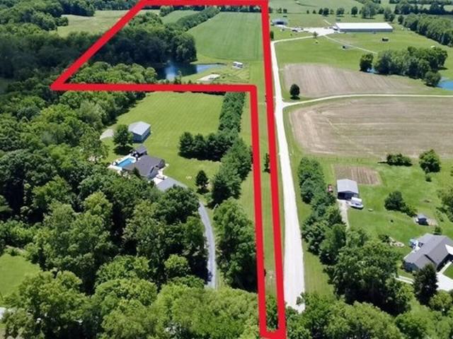 830 W County Road 1000 N, Roachdale, IN 46172