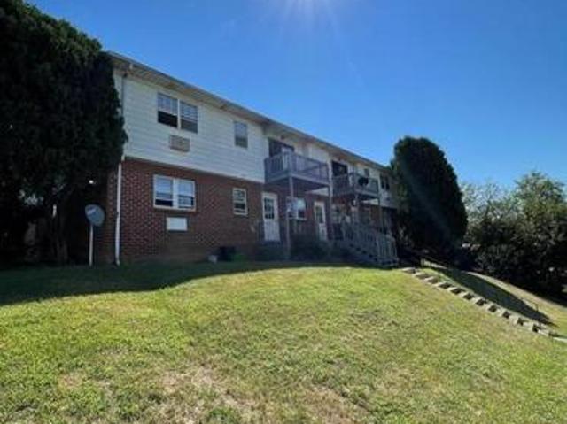 830 W Susquehanna St #3, Allentown, PA 18102