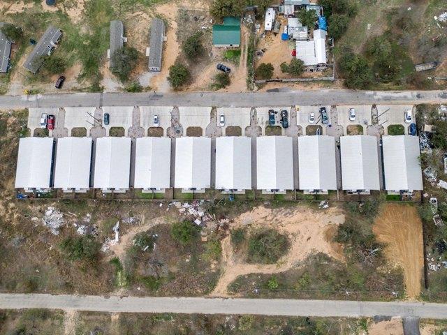 830 Waco St, Kingsland, TX 78639