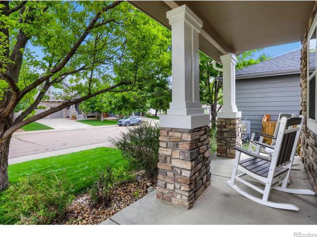 830 Tanager Circle