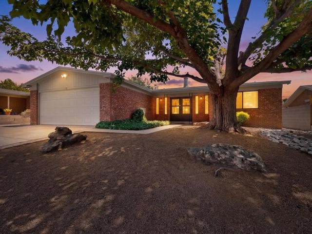8314 Krim Dr NE, Albuquerque, NM 87109