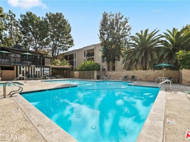 8314 Raintree Circle