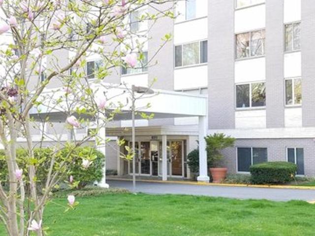 8315 N Brook Ln Unit 2 601, Bethesda, MD 20814